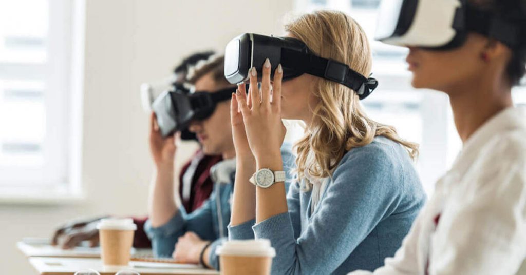 Amazing Uses for VR and AR in College Classrooms - Unity Developers